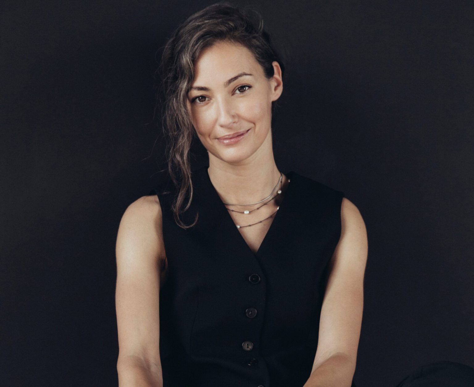 Raluca Aprodu: „Sunt momente în viață în care ne disprețuim pentru ...